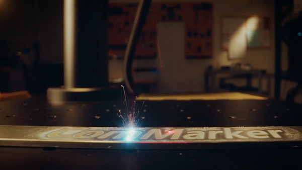 ComMarker B4 地表最快20W便攜雷雕機｜台灣首發集購